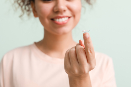 A quick guide to contact lenses for beginners - Optical Revolution